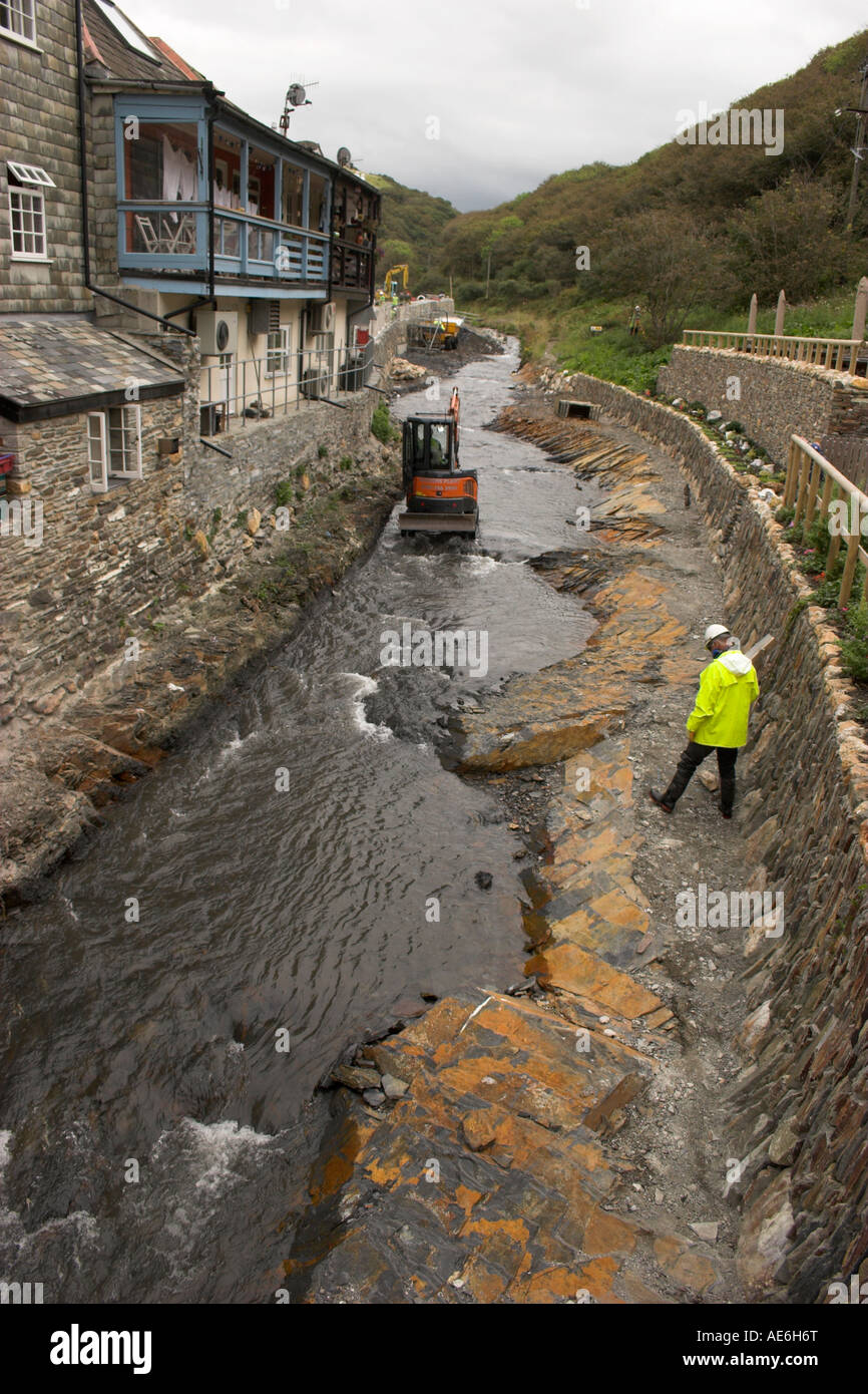 Boscastle river Jordan Stock Photo - Alamy