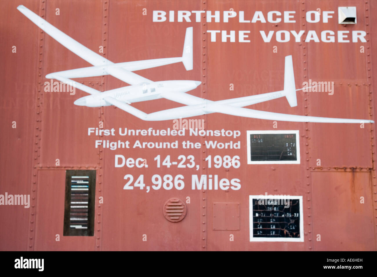 Burt rutan voyager hi-res stock photography and images - Alamy