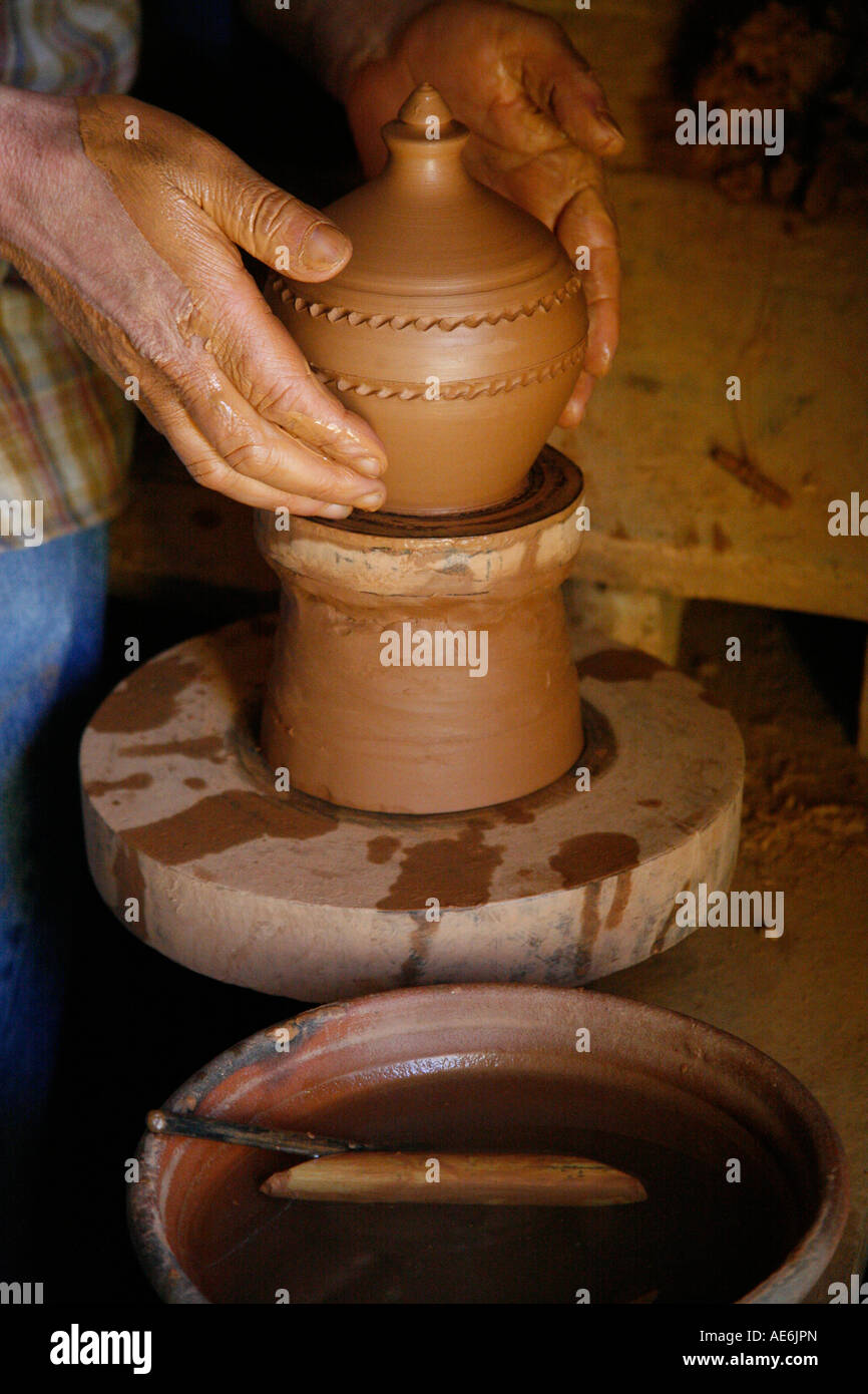 Making traditional azorean pottery "loiça da Vila", in Vila Franca do ...