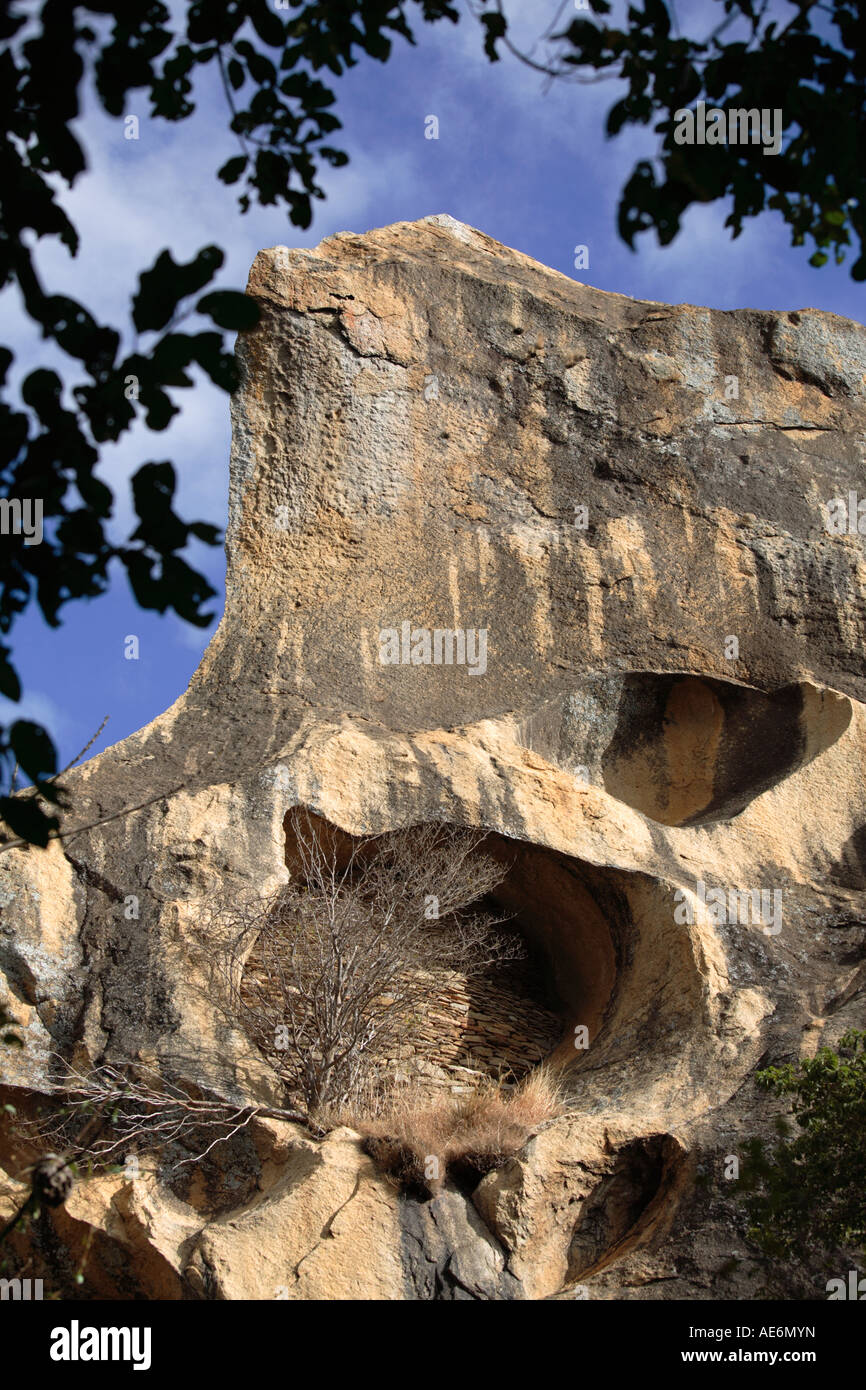 Burial madagascar hi-res stock photography and images - Alamy
