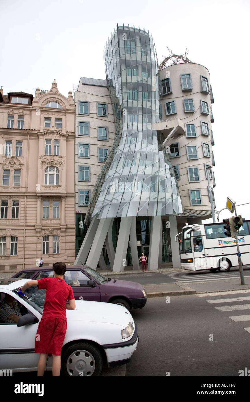 Dancing Building by Frank Gehry, Prague Stock Photo - Alamy