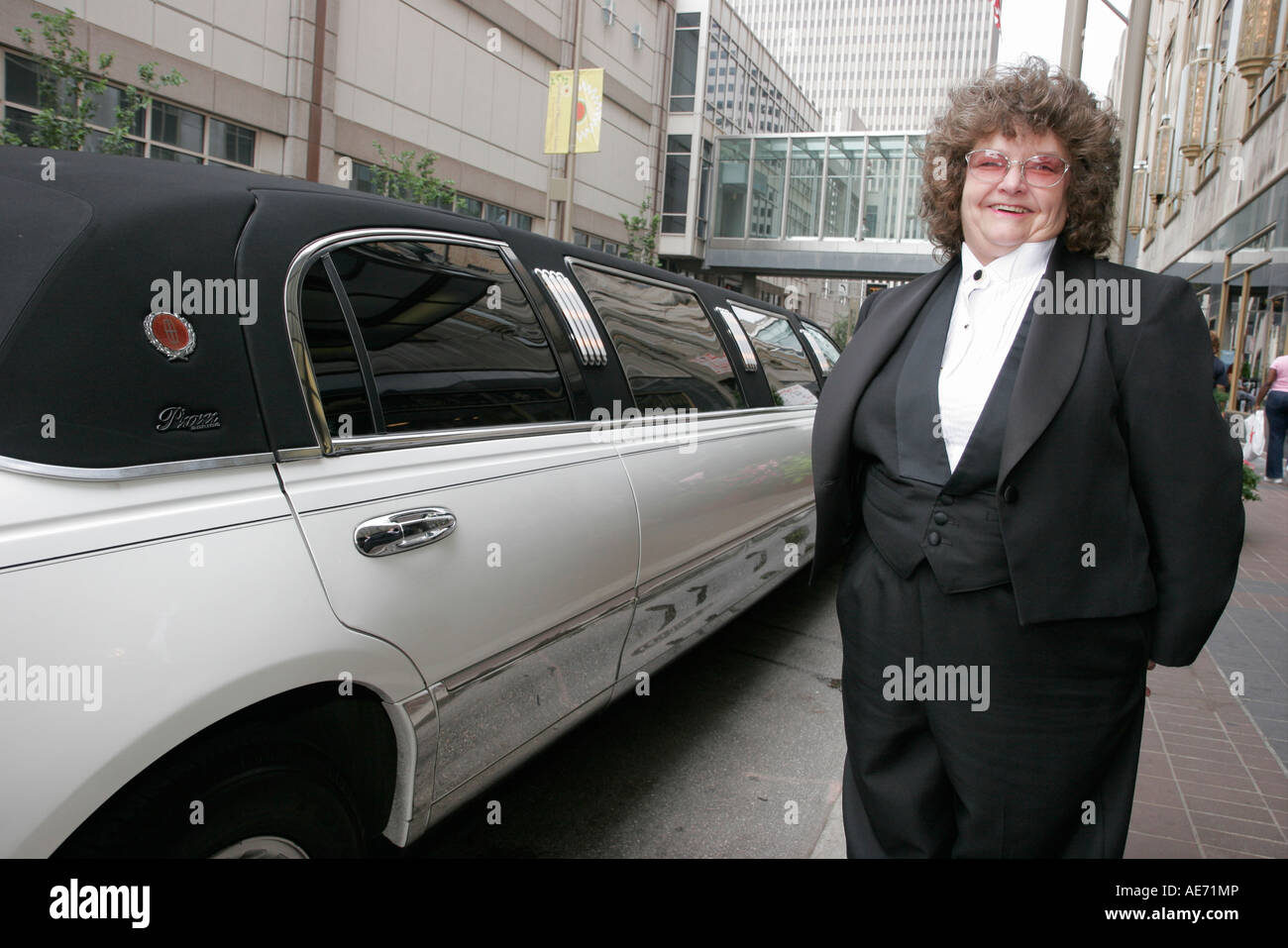 Cincinnati Ohio,Hilton Netherland Plaza,adult adults woman women female ...