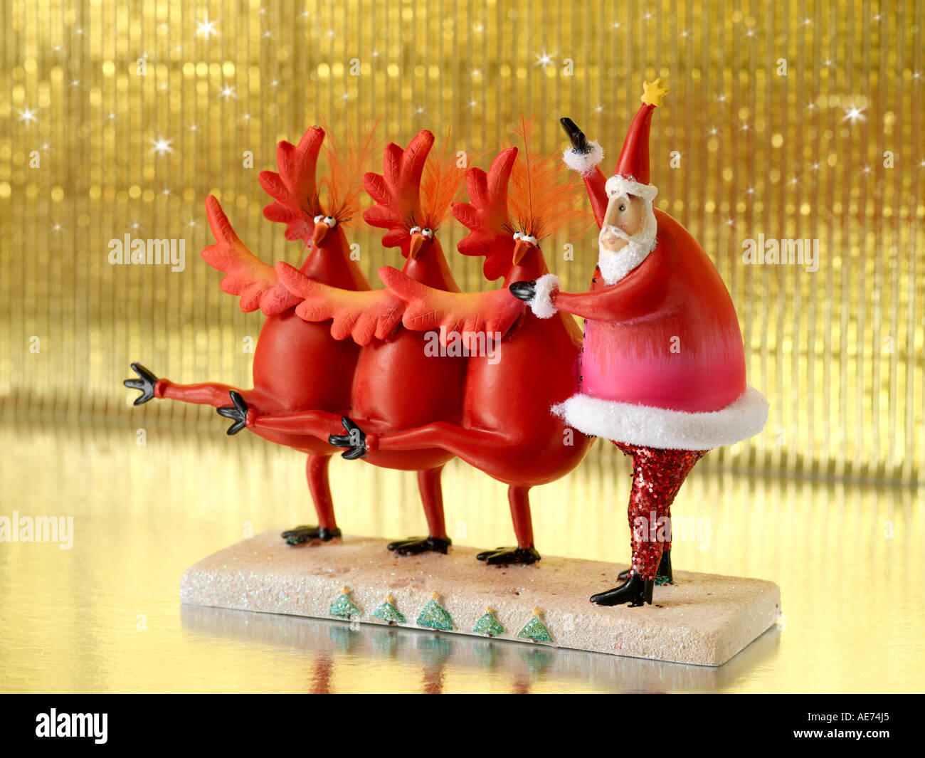 The dancing Father Christmas or Santa Claus and the 3 dancing Turkeys ...