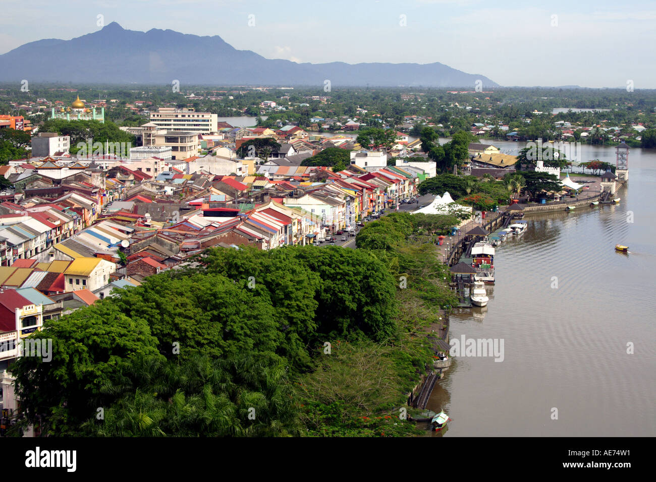 Sky Cityscape Old Kuching Buildings and the Sungai Sarawak River ...