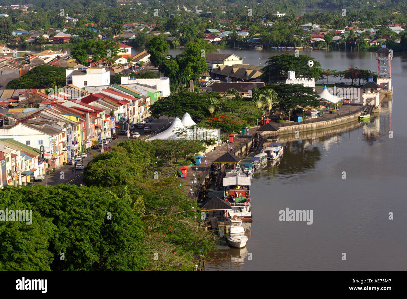 Sky Cityscape Old Kuching Buildings and the Sungai Sarawak River ...