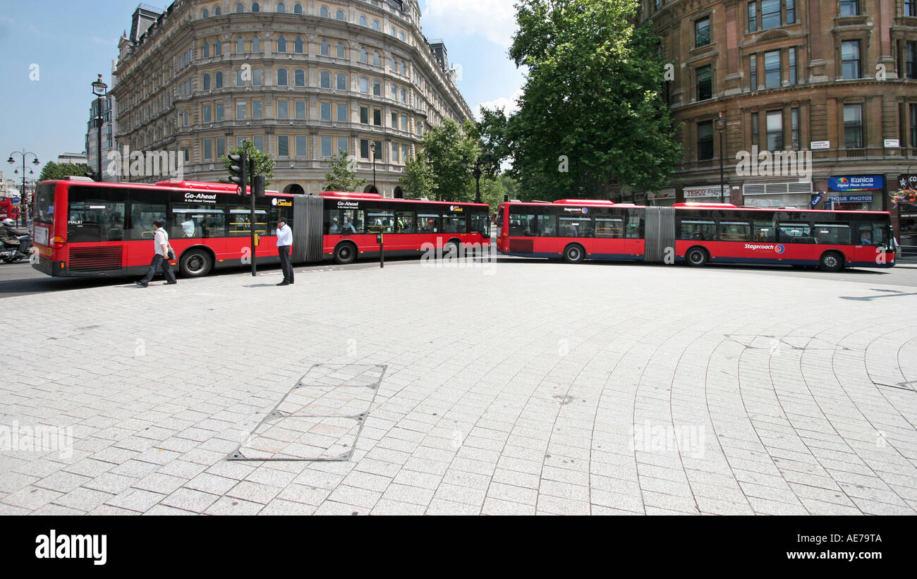 Bendy bus in london uk long hi-res stock photography and images - Alamy