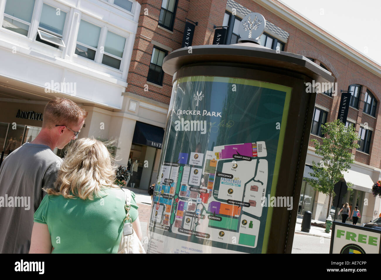 Store directory map hi-res stock photography and images - Alamy