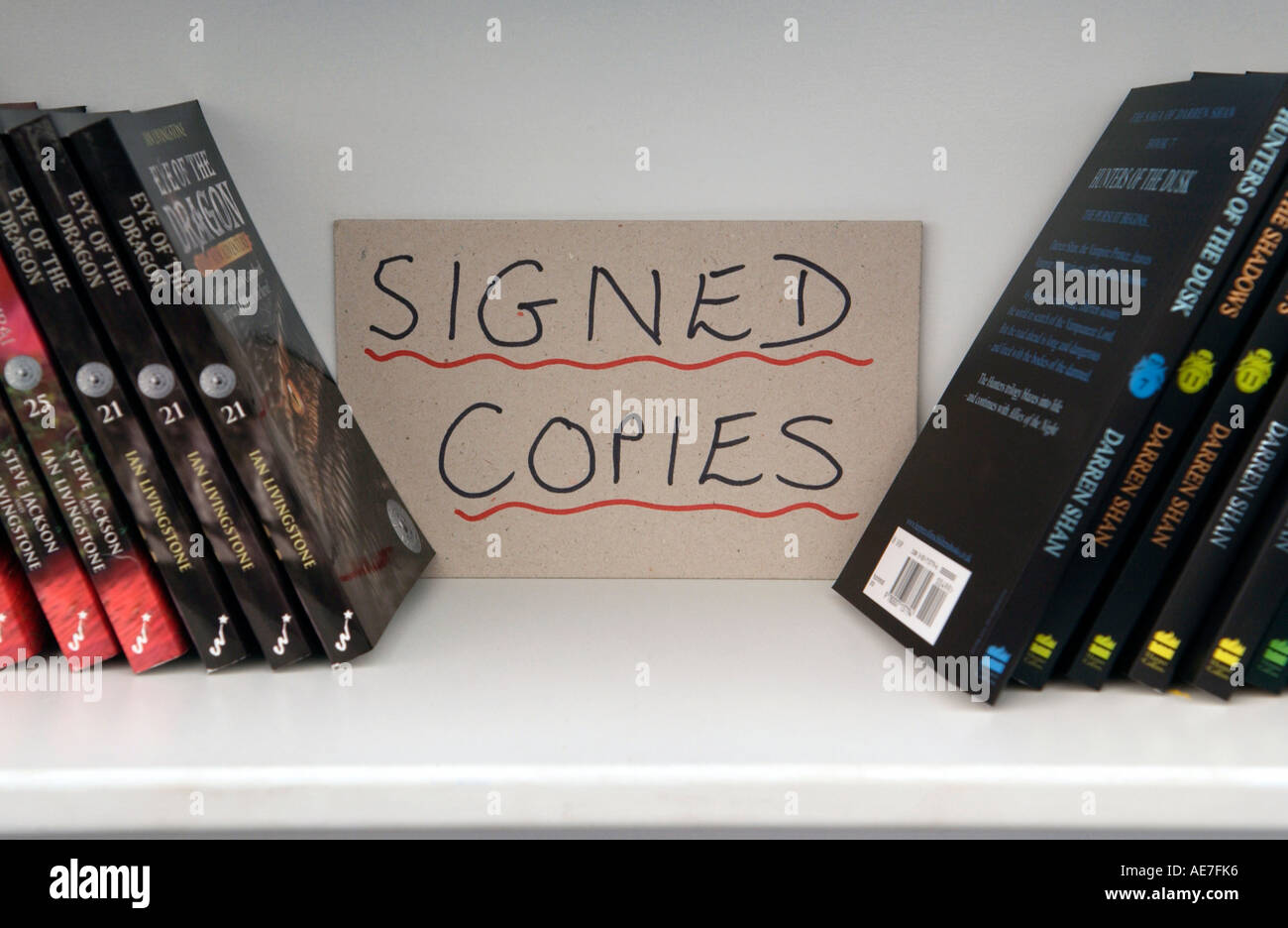 Signed book hi-res stock photography and images - Alamy