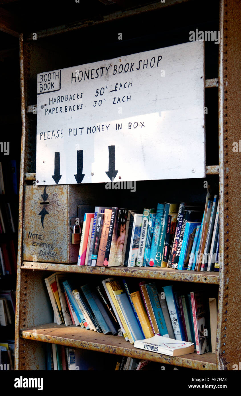 Honesty book shelves hi-res stock photography and images - Alamy