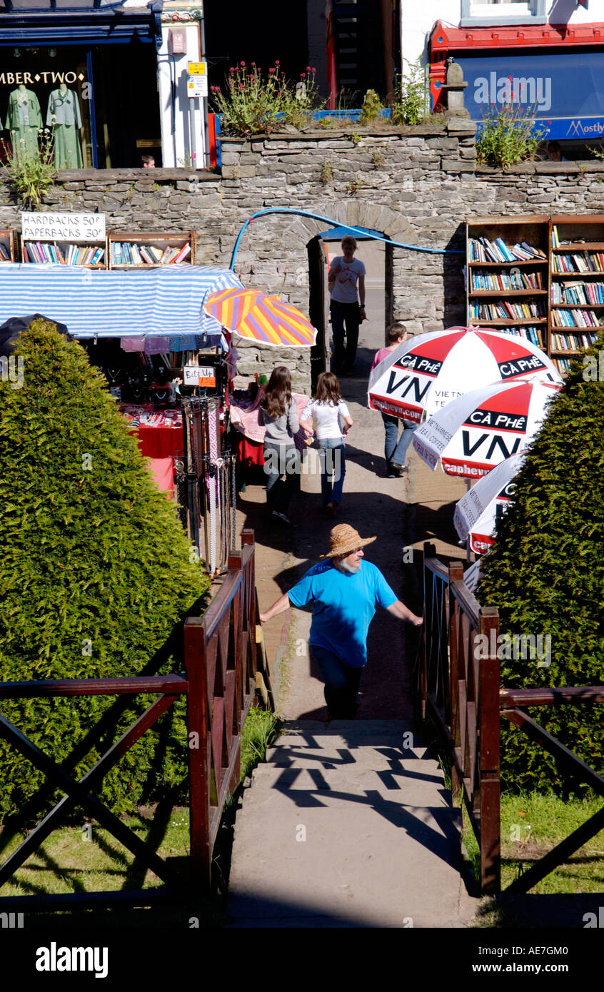 Honesty bookshop hi-res stock photography and images - Alamy