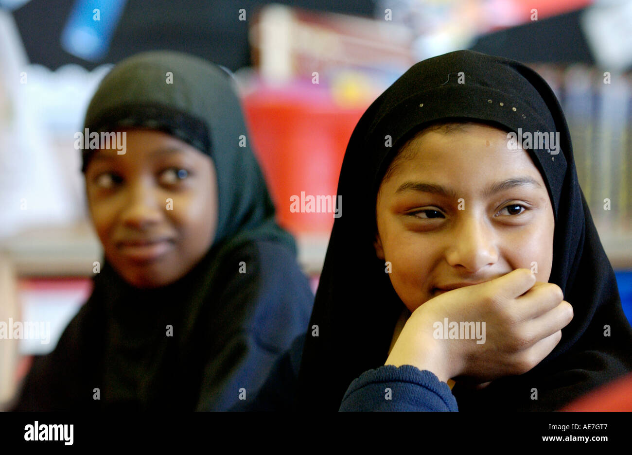 Grammar school pupils uk hi-res stock photography and images - Alamy