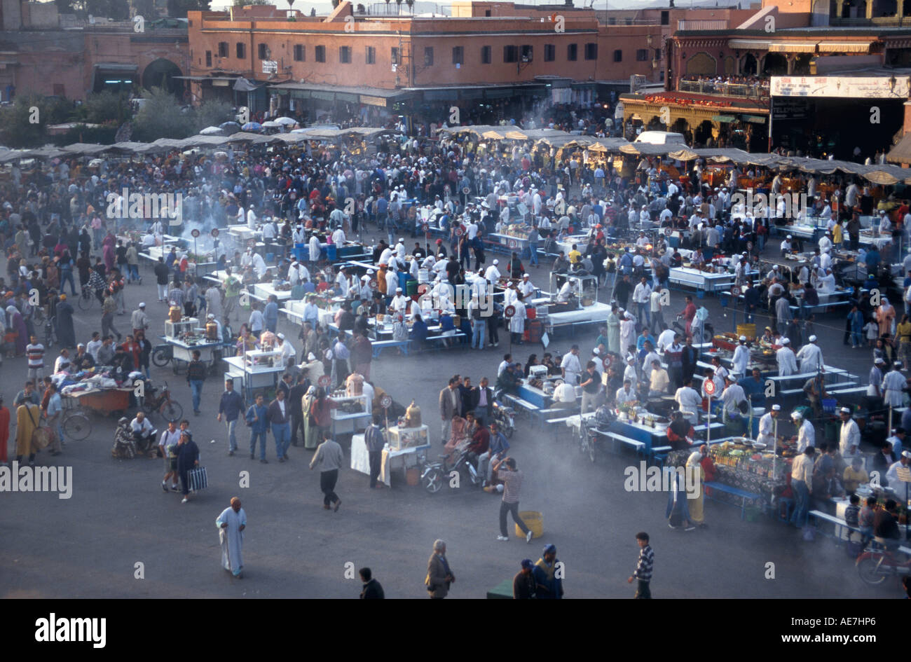 Square of the dead marrakesh hi-res stock photography and images - Alamy