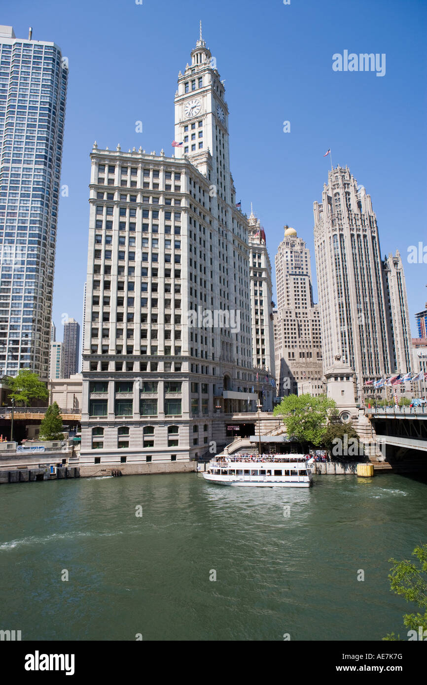 Chicago tour hi-res stock photography and images - Alamy