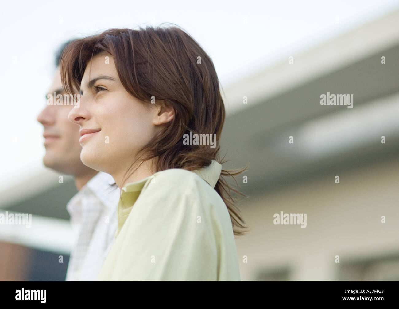 Couple, side view, portrait Stock Photo - Alamy