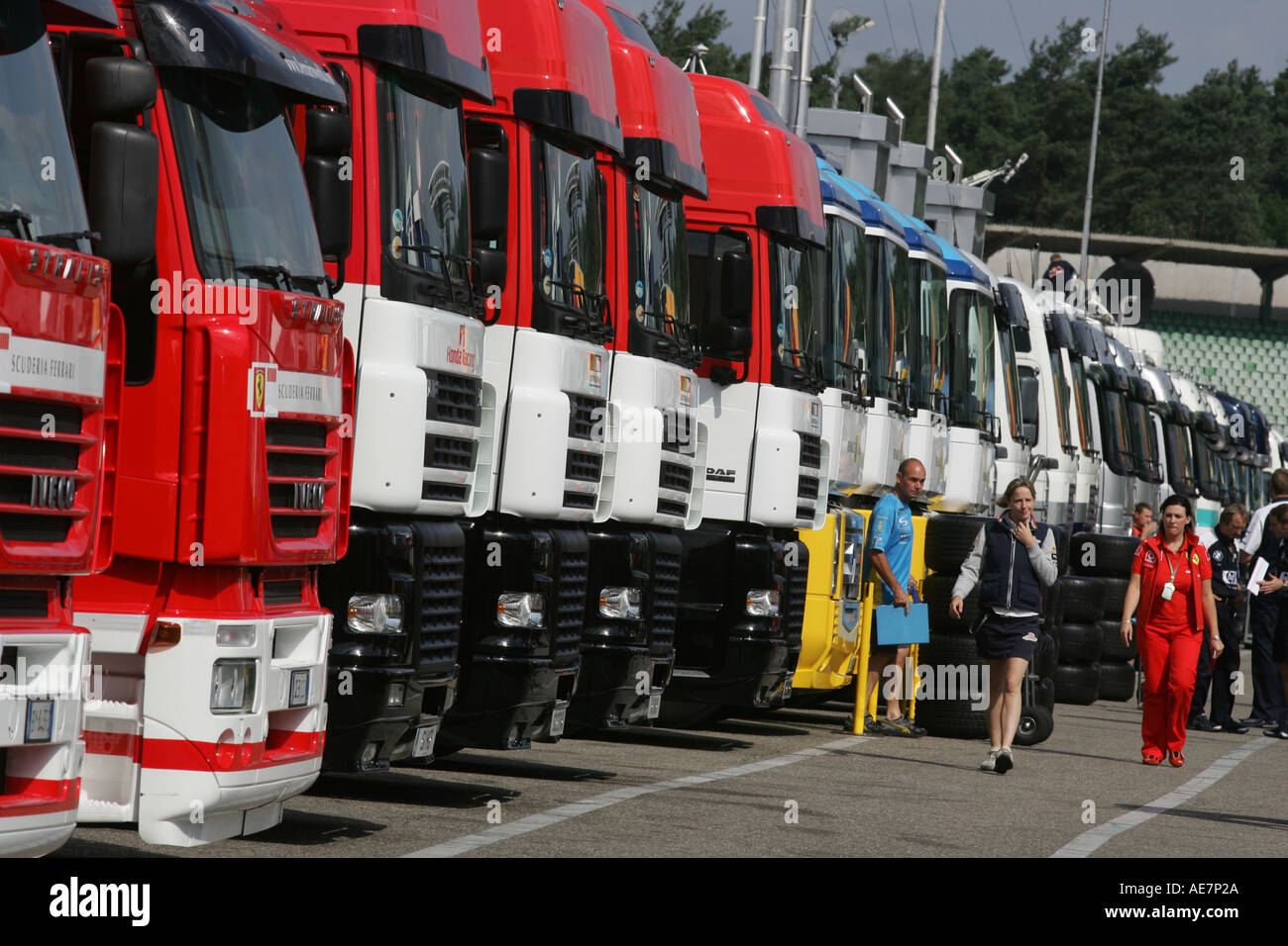 F1 Car Transporter Stock Photos & F1 Car Transporter Stock Images - Alamy