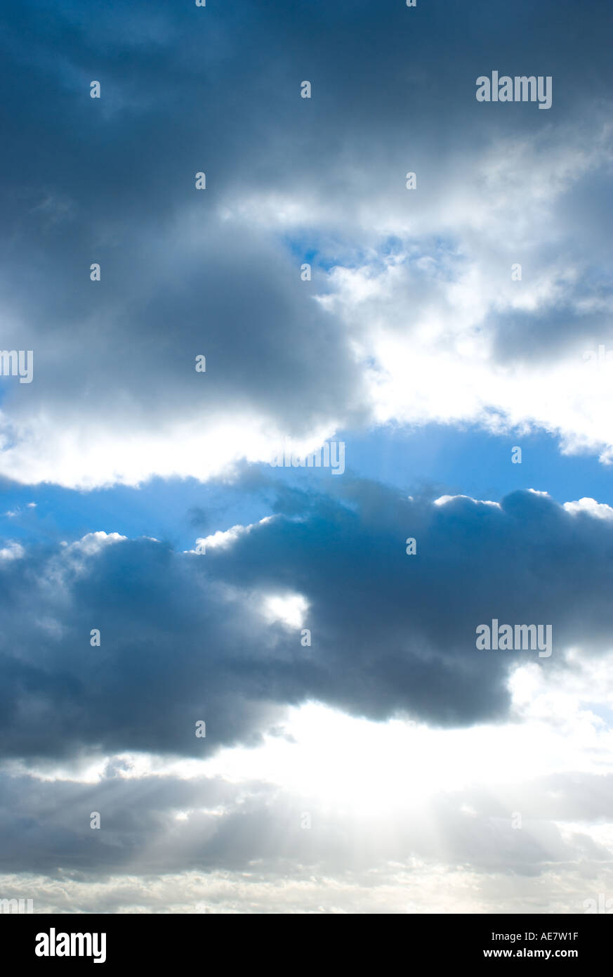 Sun through rain hi-res stock photography and images - Alamy