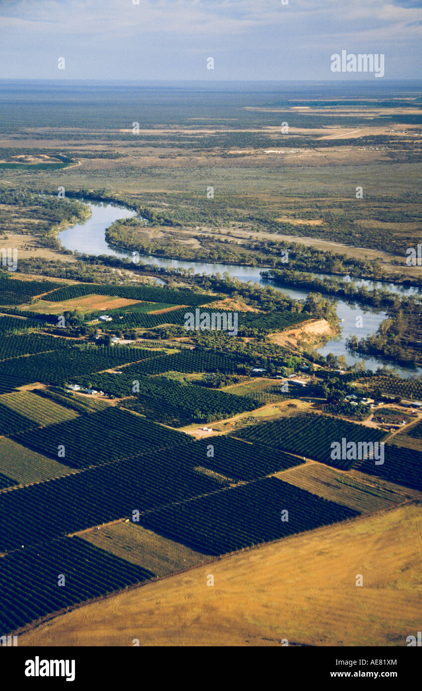 Murray River and irrigated farmland, “South Australia” Stock Photo - Alamy