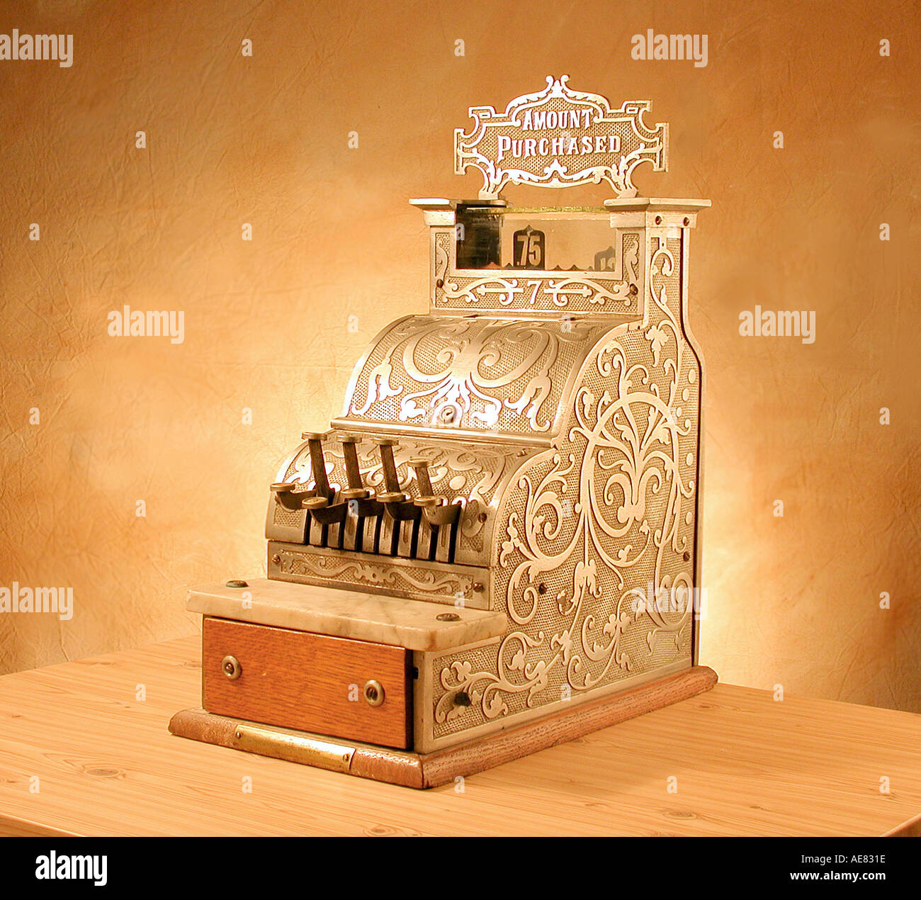 Close-up of antique cash register Stock Photo - Alamy
