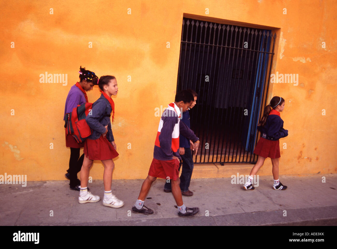 Cuban elementary school students walking on the streets of Old Havana ...