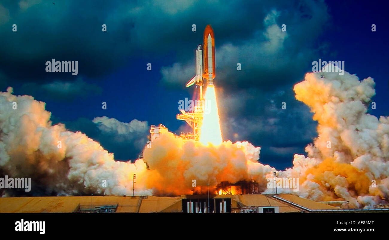 Shuttle hi-res stock photography and images - Alamy