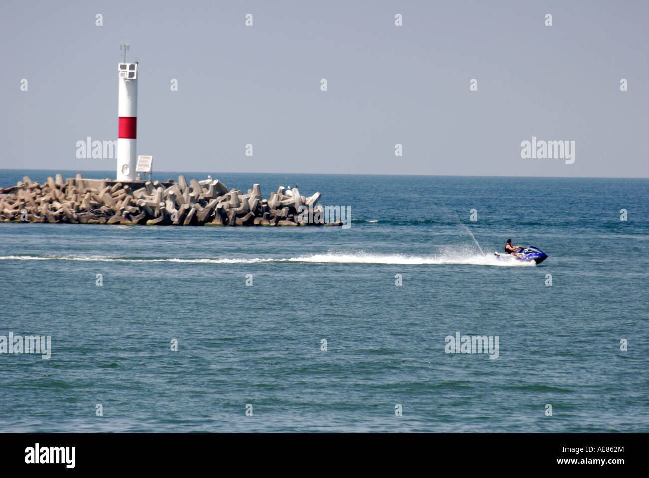 Cleveland lakefront people hi-res stock photography and images - Alamy