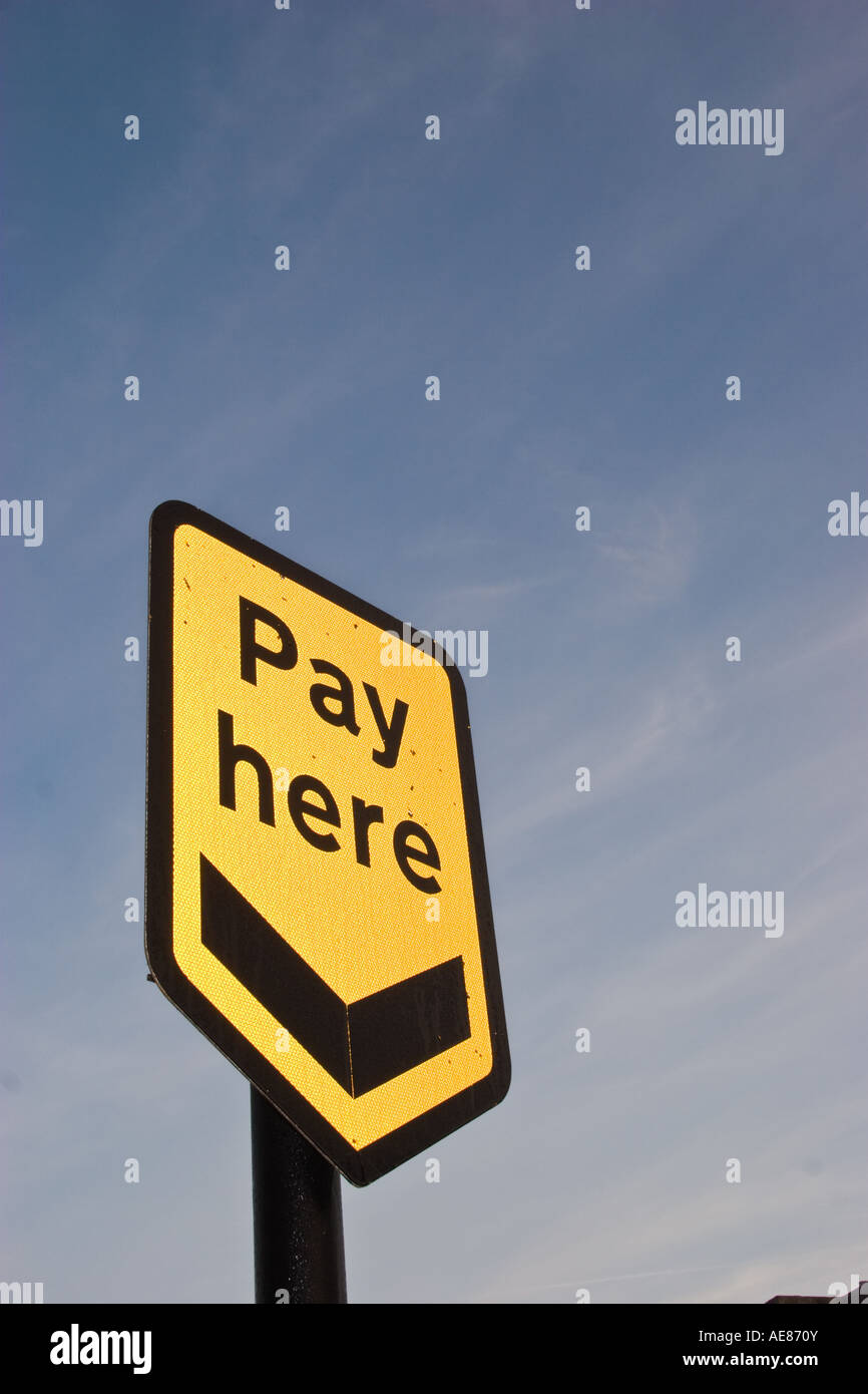 pay here sign Stock Photo - Alamy