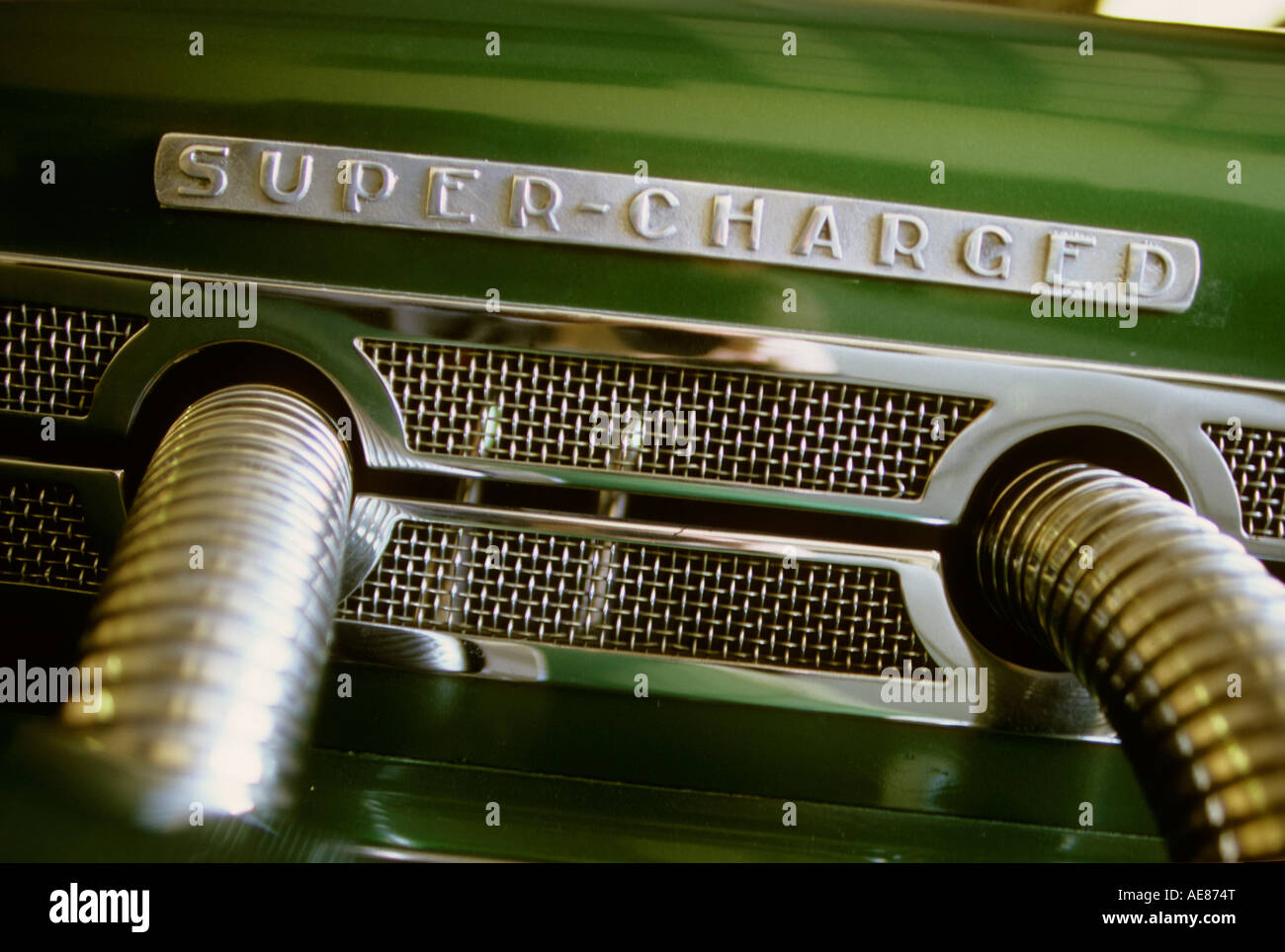 Silver tubes hi-res stock photography and images - Alamy