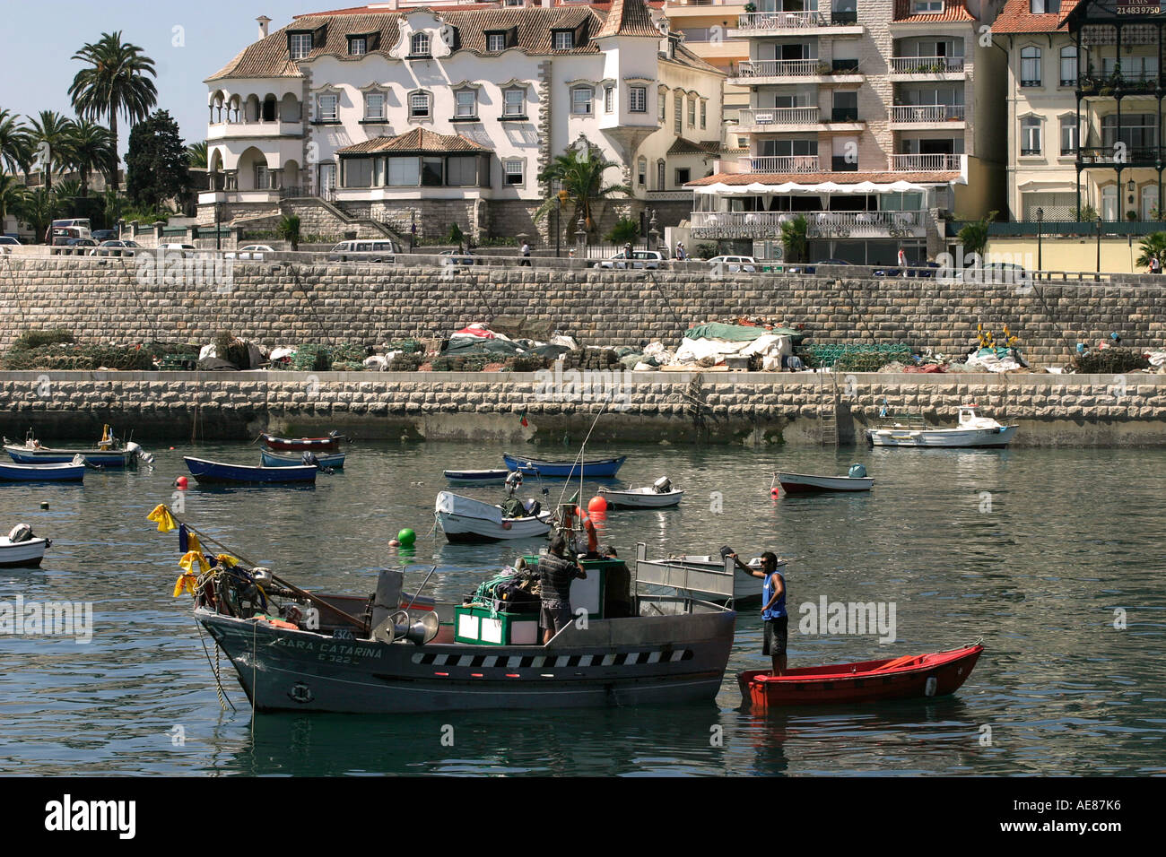 Portuguese fishing vessels hi-res stock photography and images - Alamy