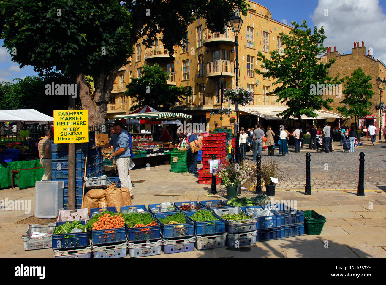 Overview vegetable market hi-res stock photography and images - Alamy