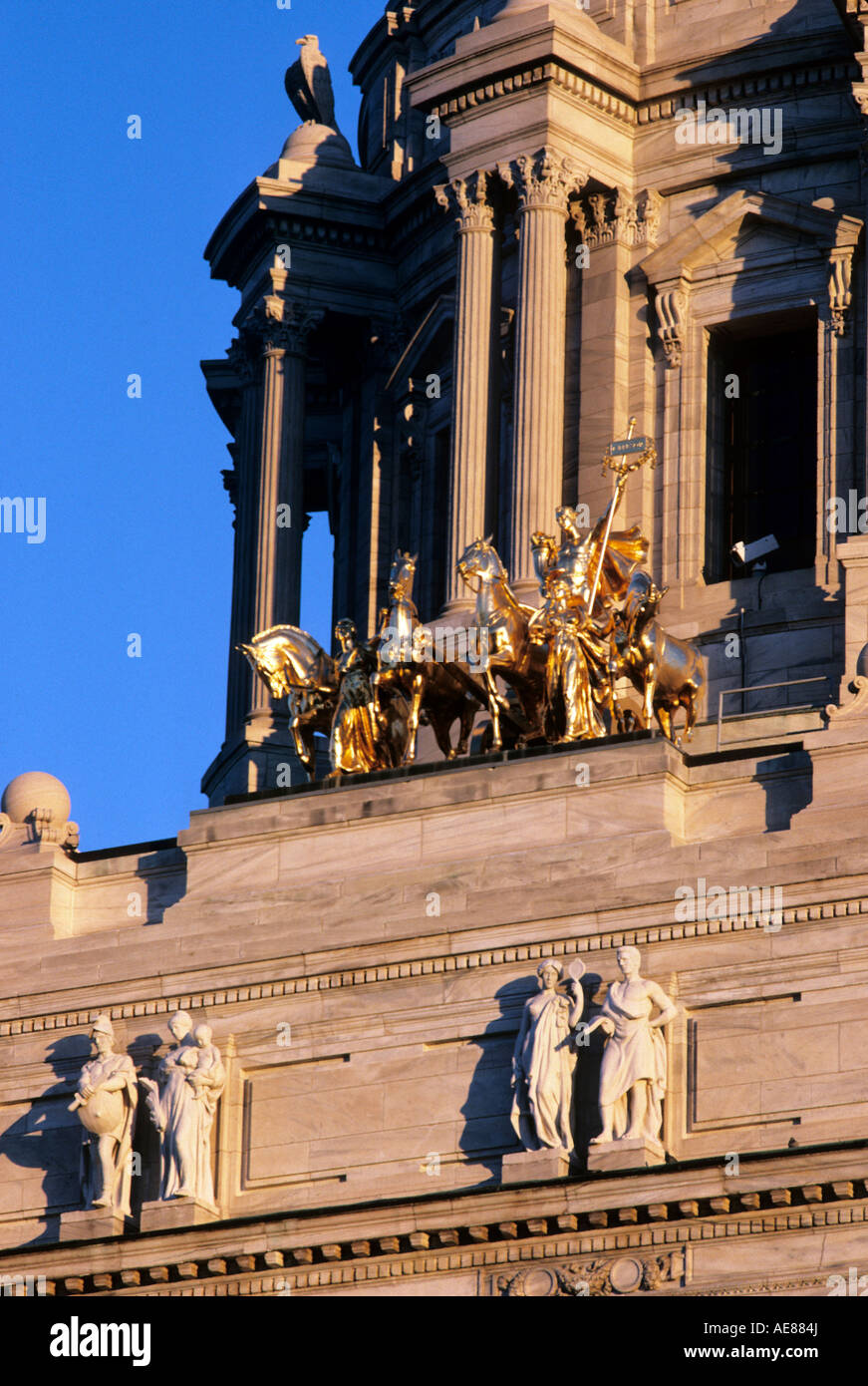 SCULPTURES BY DANIEL CHESTER FRENCH ADORN MINNESOTA STATE CAPITOL IN ST ...