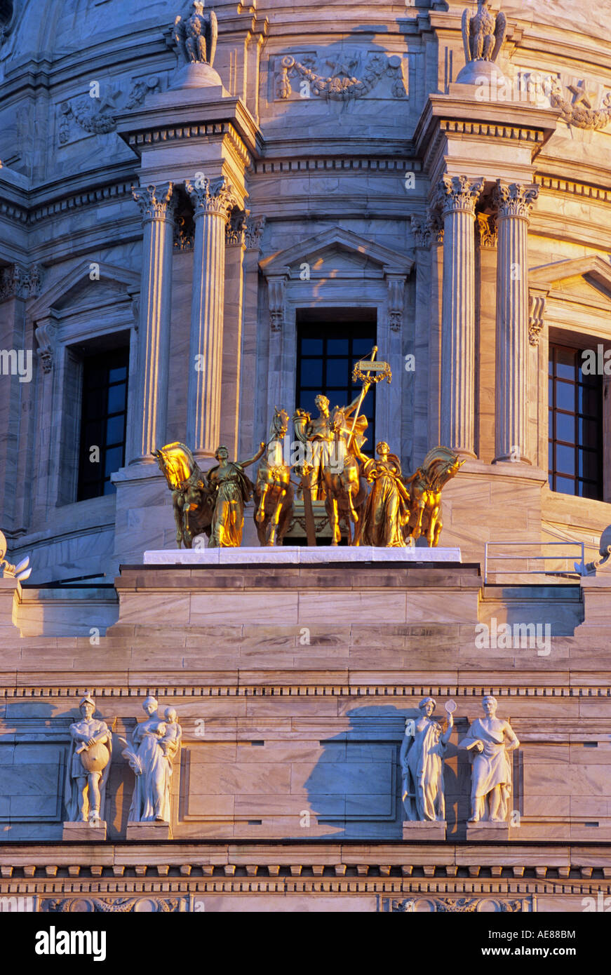 Quadriga minnesota hi-res stock photography and images - Alamy