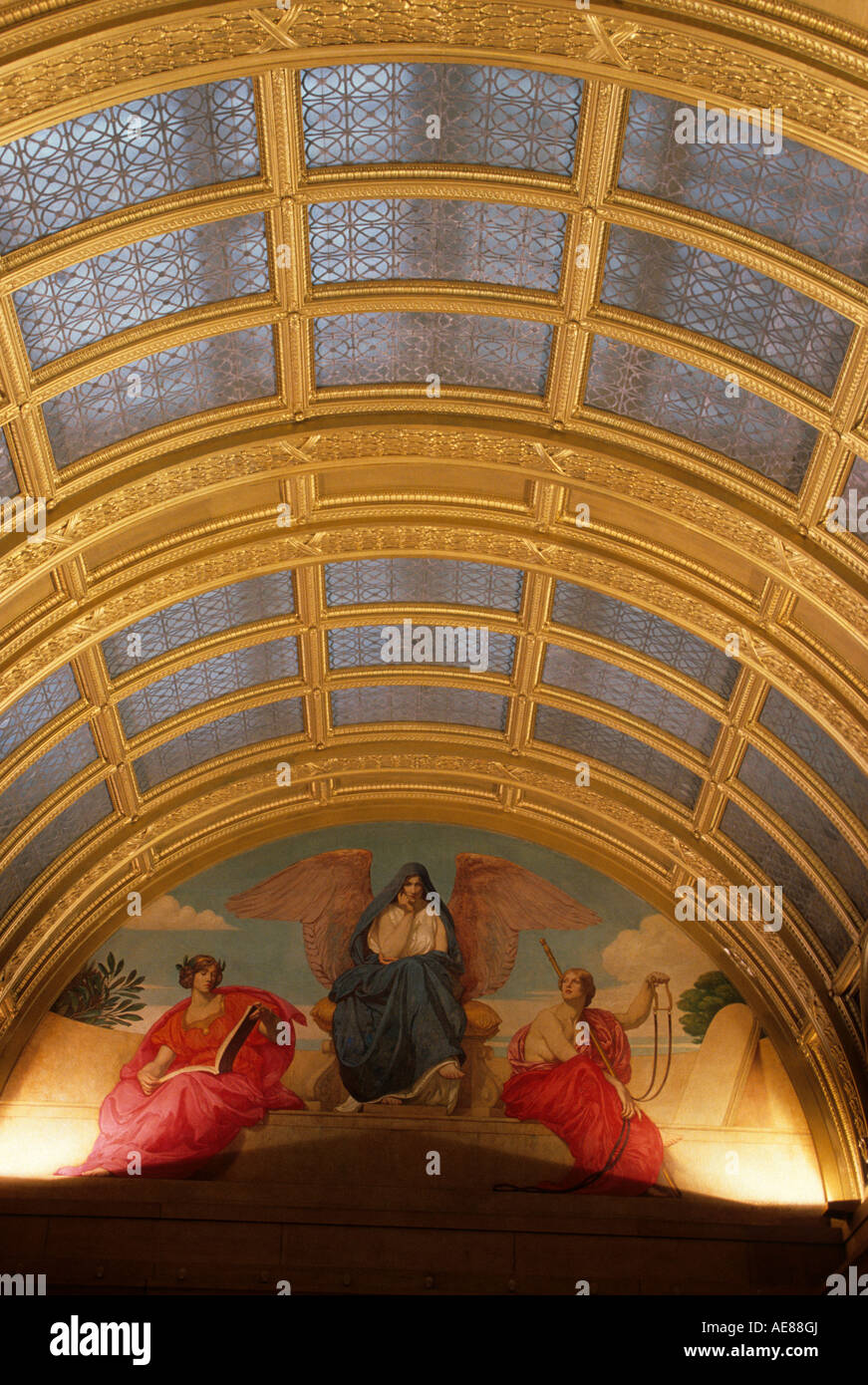 Decorative ceilings and frescoes hi-res stock photography and images ...