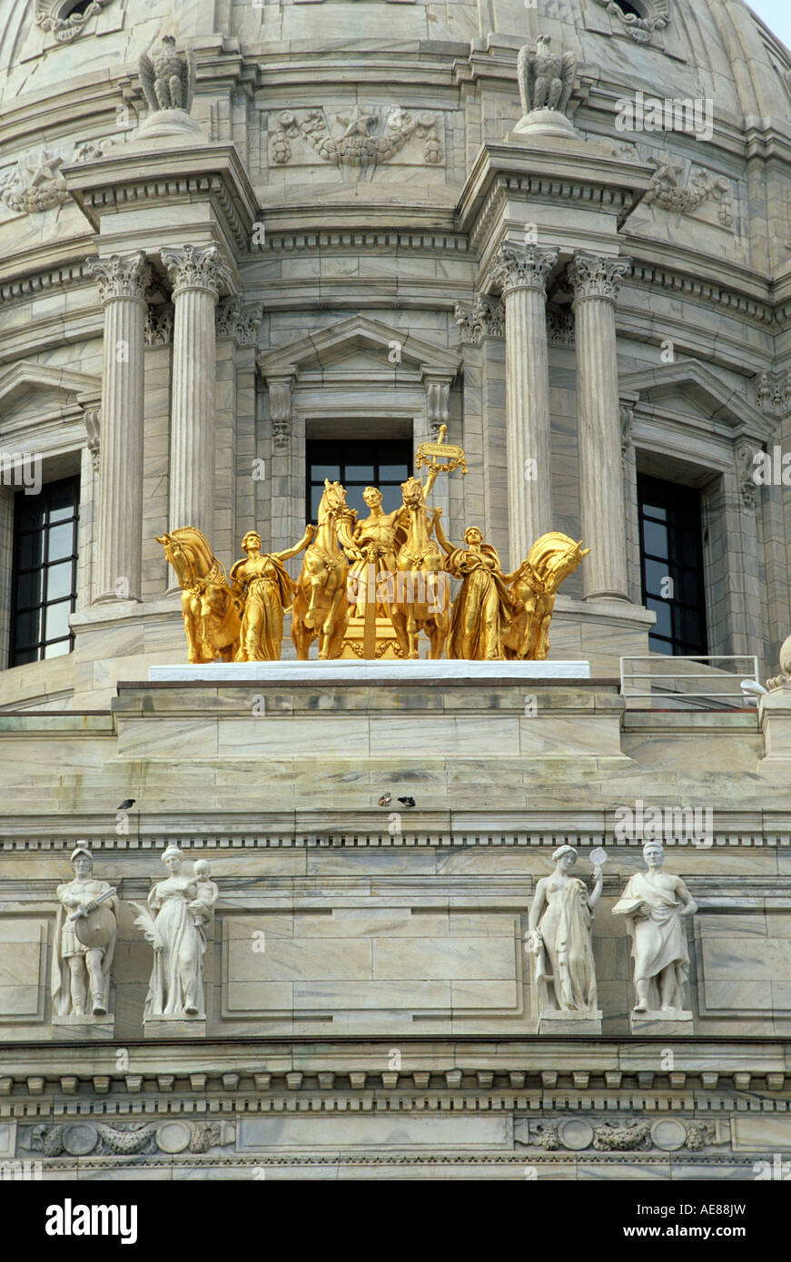SCULPTURE BY DANIEL CHESTER FRENCH GRACES MINNESOTA STATE CAPITOL, ST ...