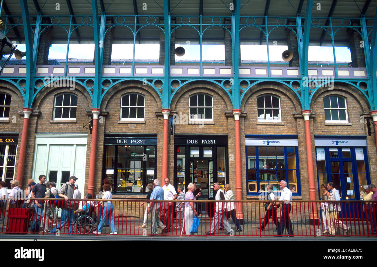 Covent Garden shops in London England Stock Photo - Alamy