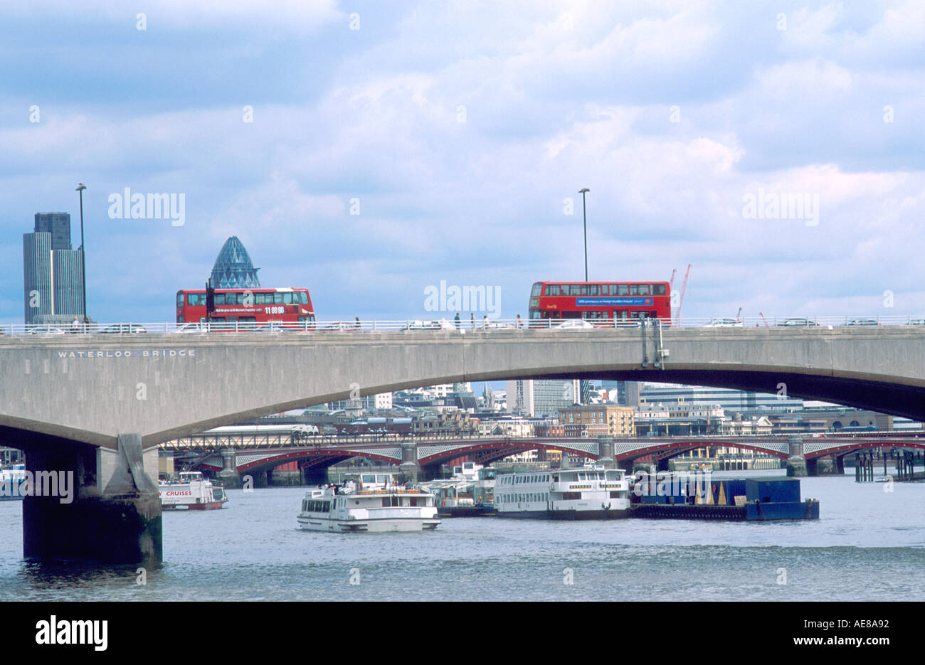 Buses crossing the River Thames in London England Stock Photo - Alamy