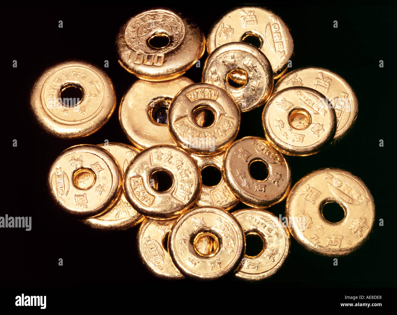 99 gold coins hi-res stock photography and images - Alamy
