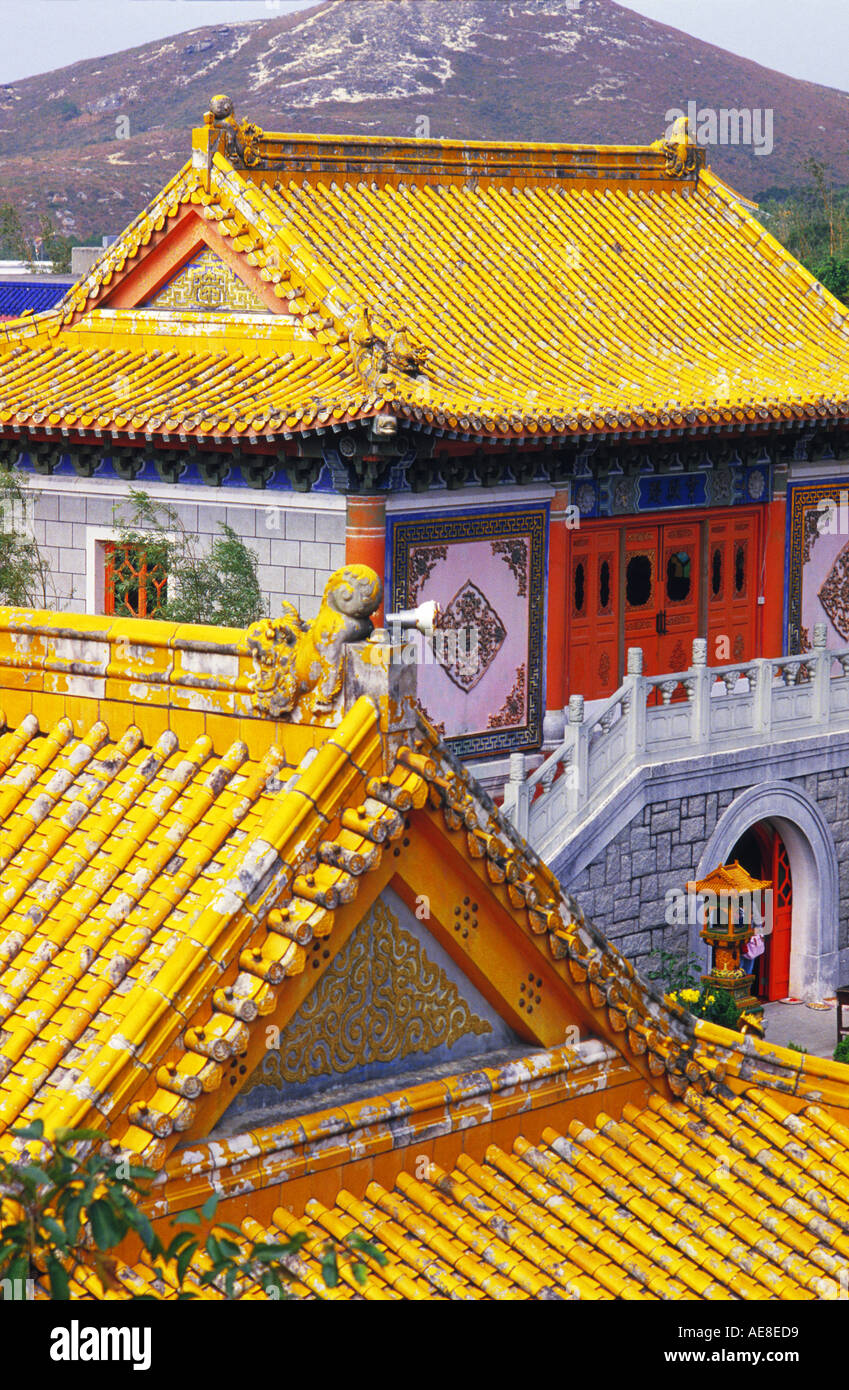 Colorful po lin temple hi-res stock photography and images - Alamy