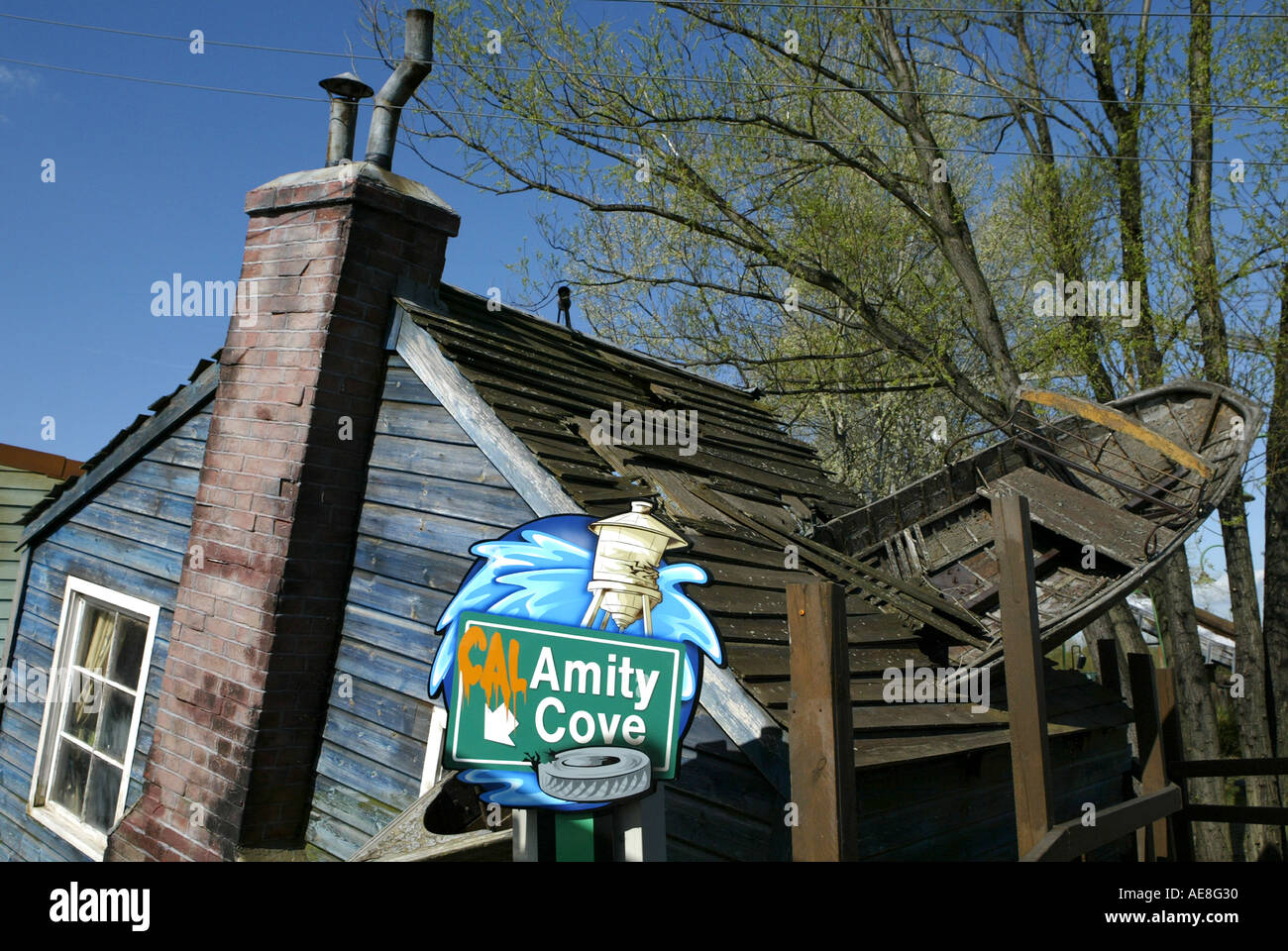 Tidal Wave attraction in Calamity Cove at Thorpe Park near London ...