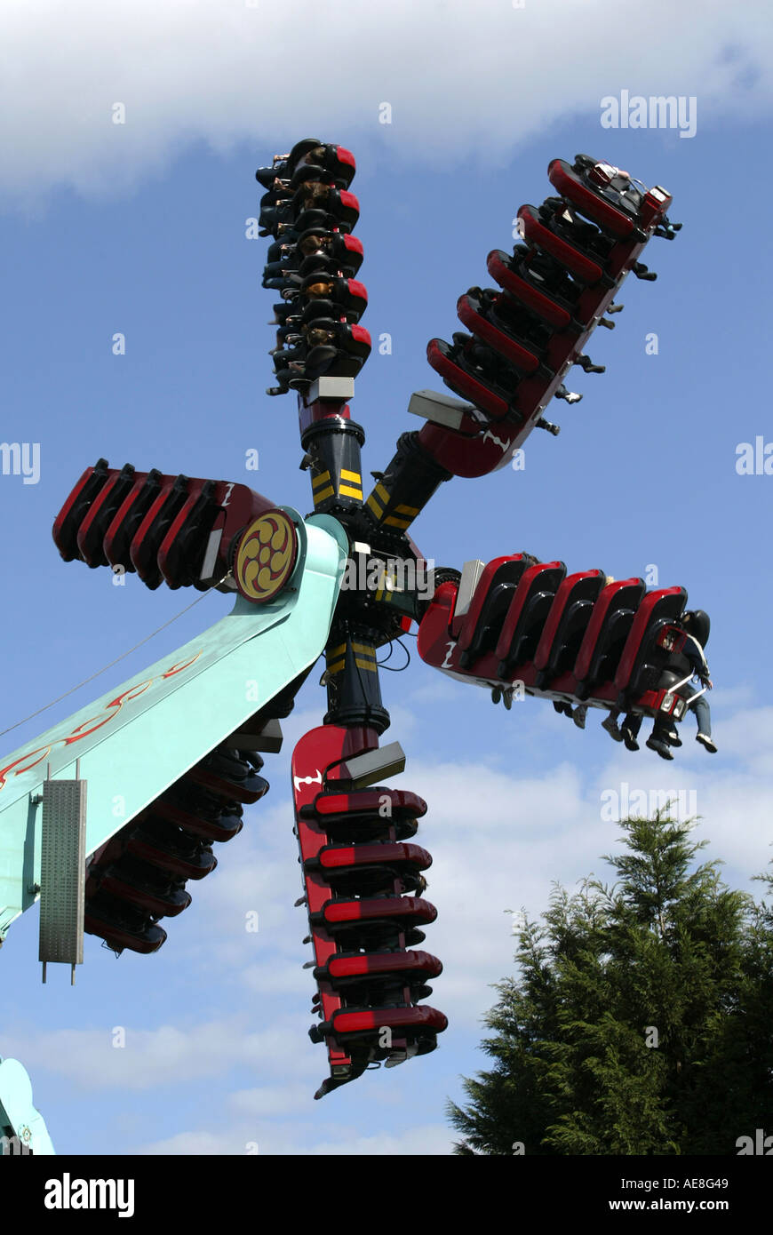 Samurai ride attraction at Thorpe Park, Surrey, United Kingdom Stock ...