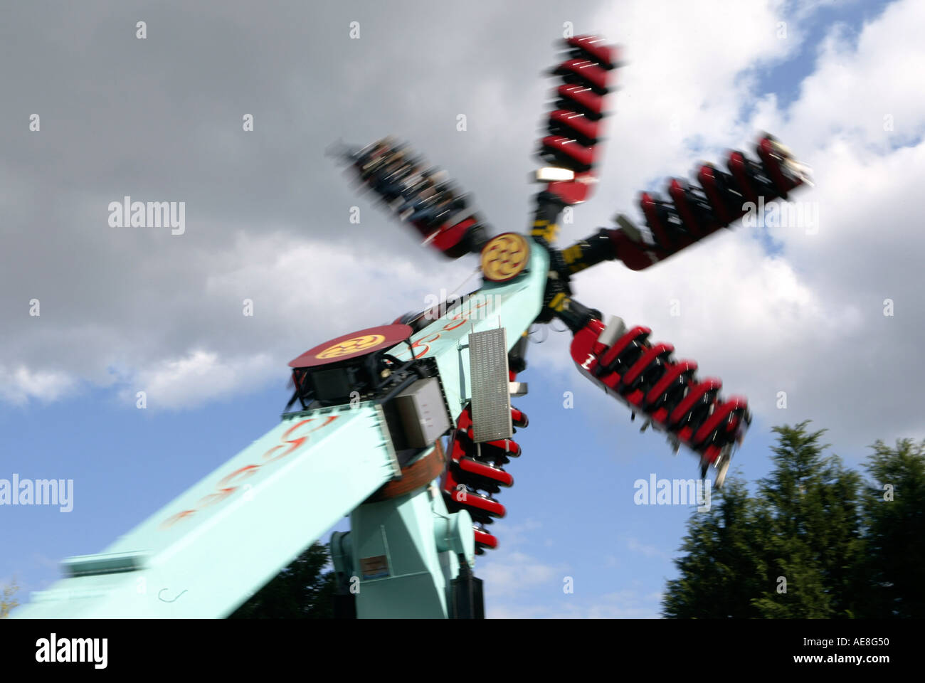 Samurai ride attraction at Thorpe Park, Surrey, United Kingdom Stock ...