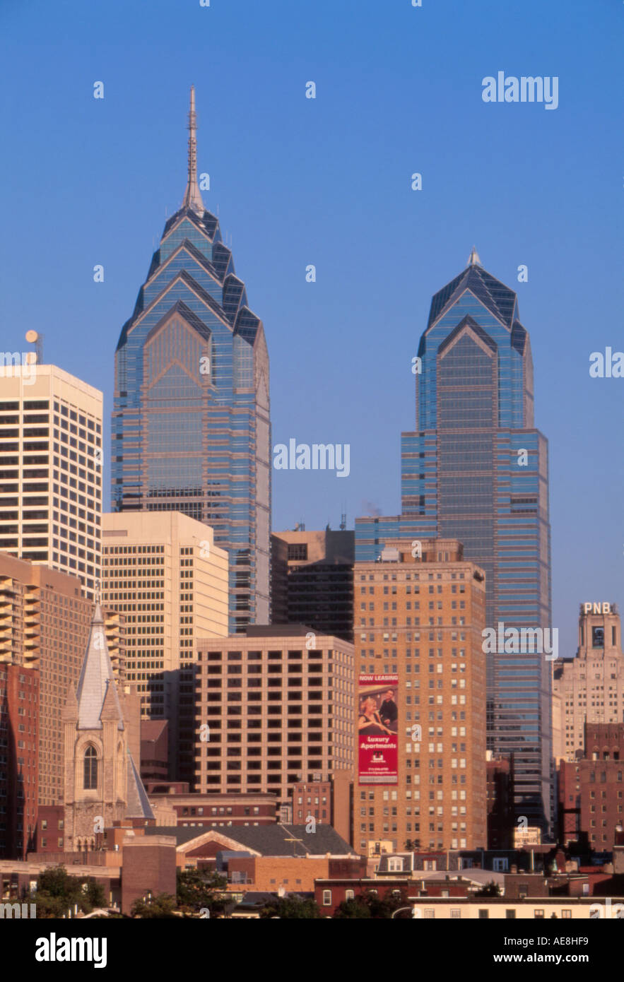 Philadelphia cultural landmark vertical hi-res stock photography and ...