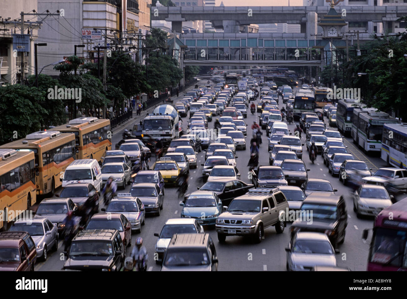 Rush hour lane hi-res stock photography and images - Alamy
