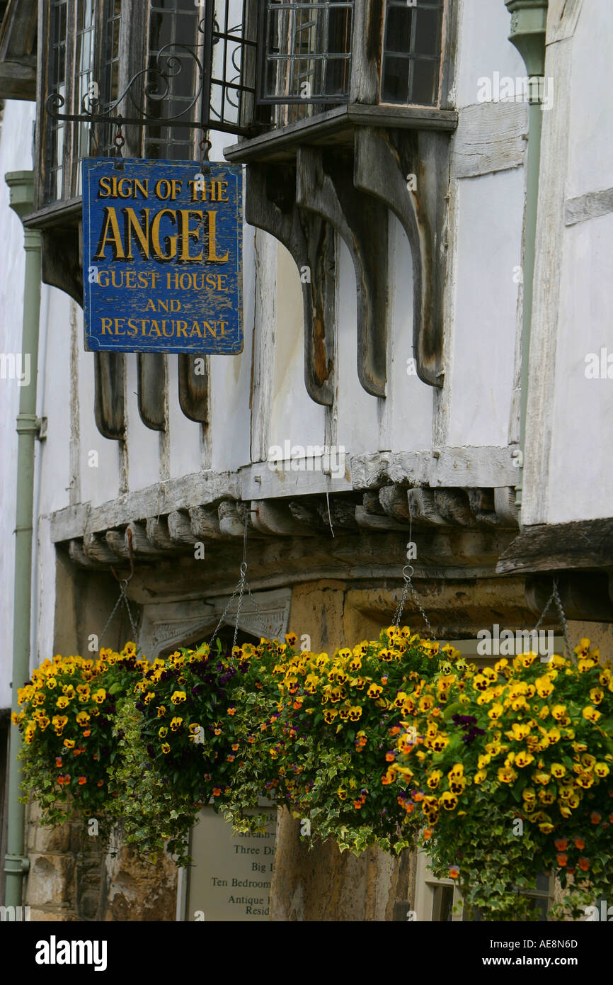Sign of the angel lacock hi-res stock photography and images - Alamy