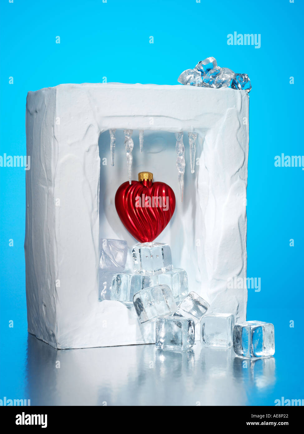 Heart in ice box hi-res stock photography and images - Alamy