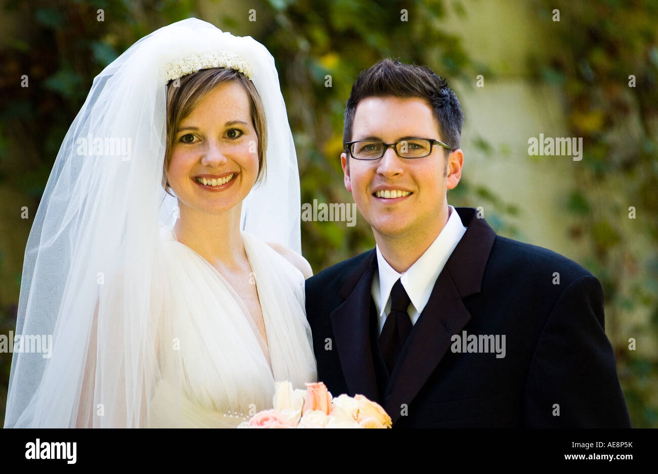 Bride and groom on their wedding day Stock Photo - Alamy