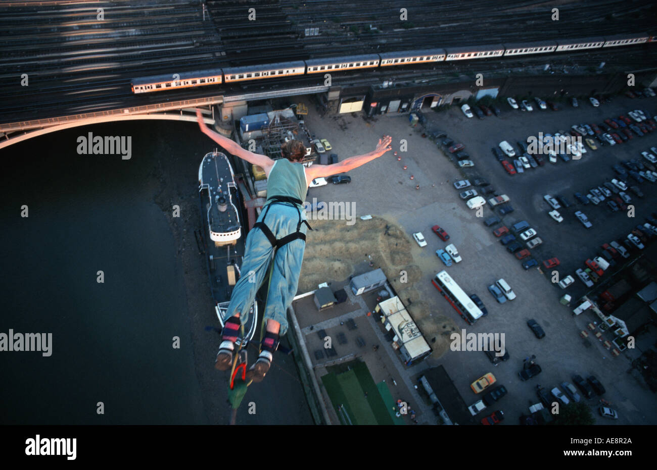 Bungee bungie bungy jump hi-res stock photography and images - Alamy