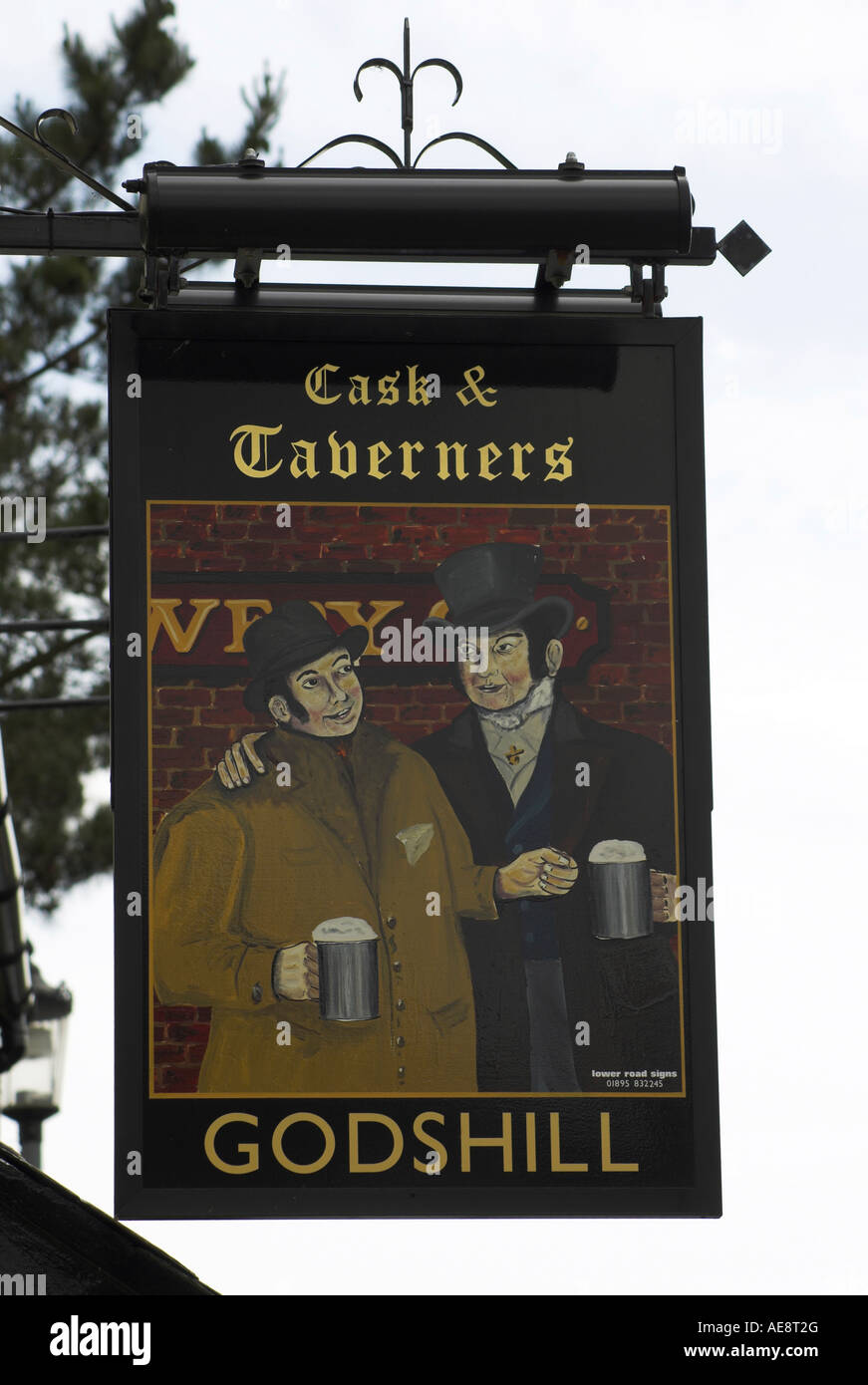 Public (Pub / Bar) House sign Stock Photo - Alamy