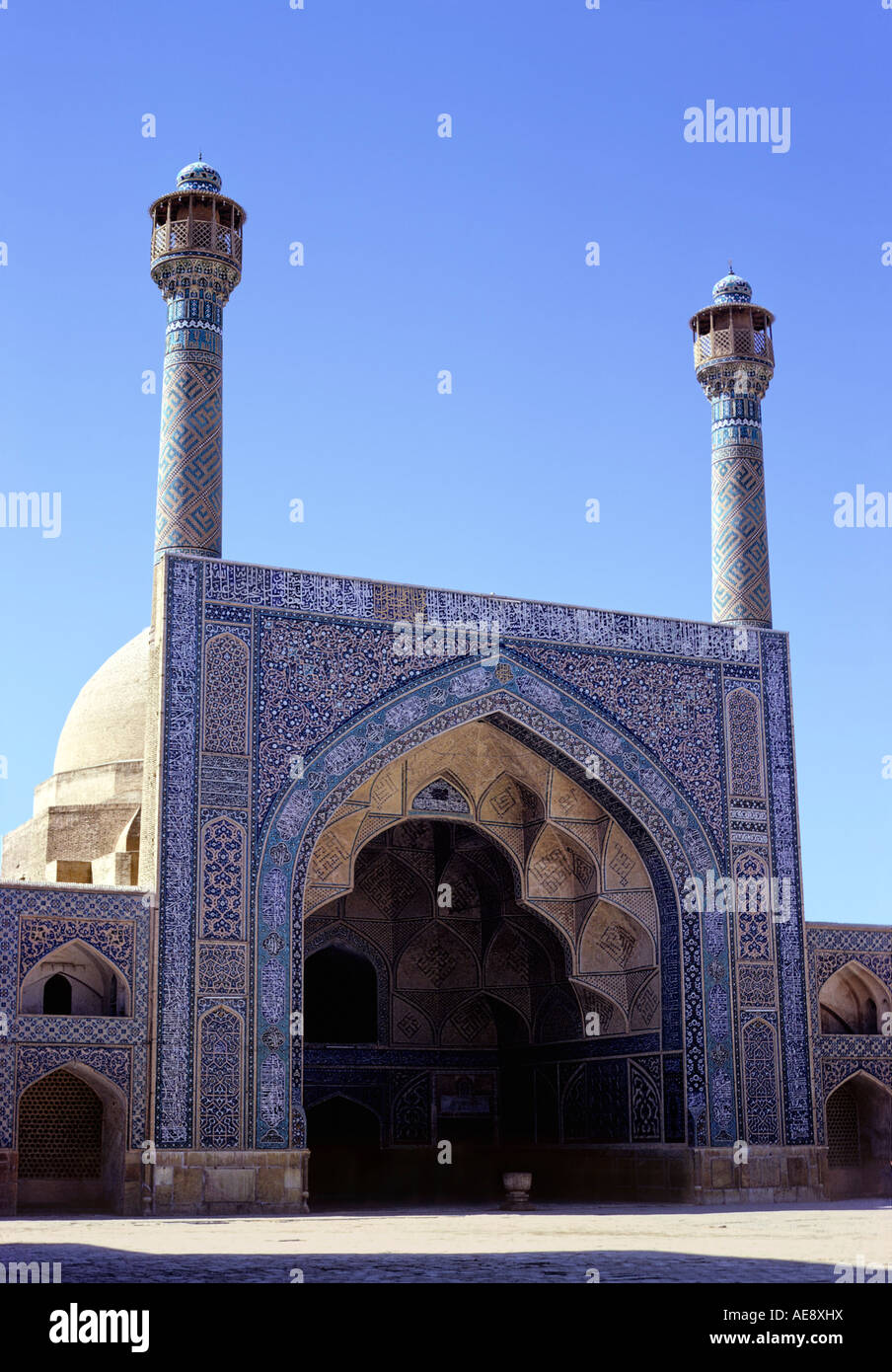 Friday mosque in isfahan, Iran Stock Photo - Alamy