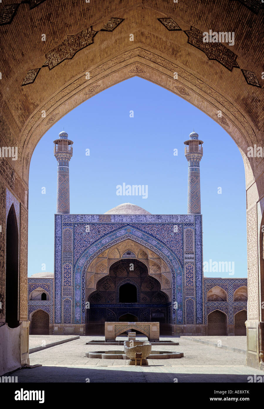 Friday mosque in isfahan, Iran Stock Photo - Alamy