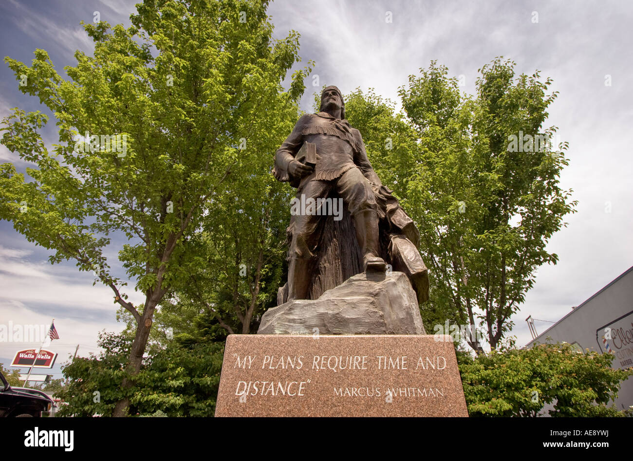 Whitman statue hi-res stock photography and images - Alamy